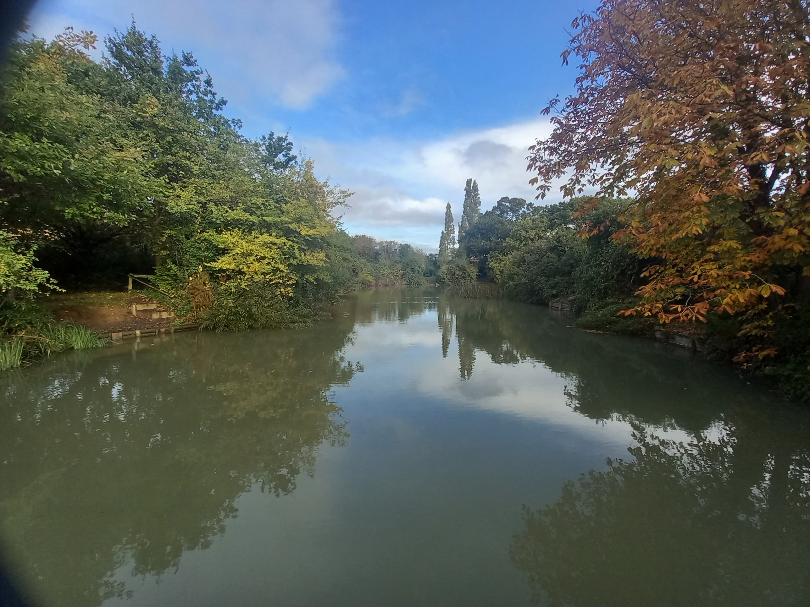 club waters – Basildon and district angling society